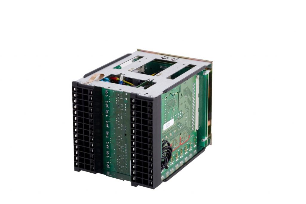 pb-protection-relays-vision-motorvision-drawout-mvd-rear - P&B -- P&B